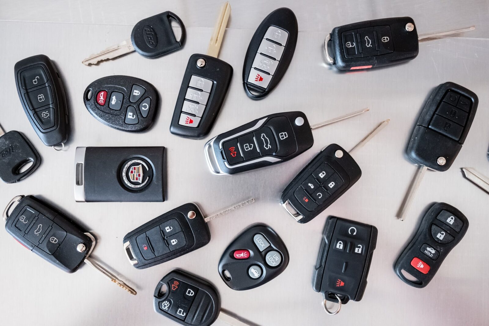 Auto Locksmith: Car Lock Repair, Ignition Repair, Lost Key Replacement ...